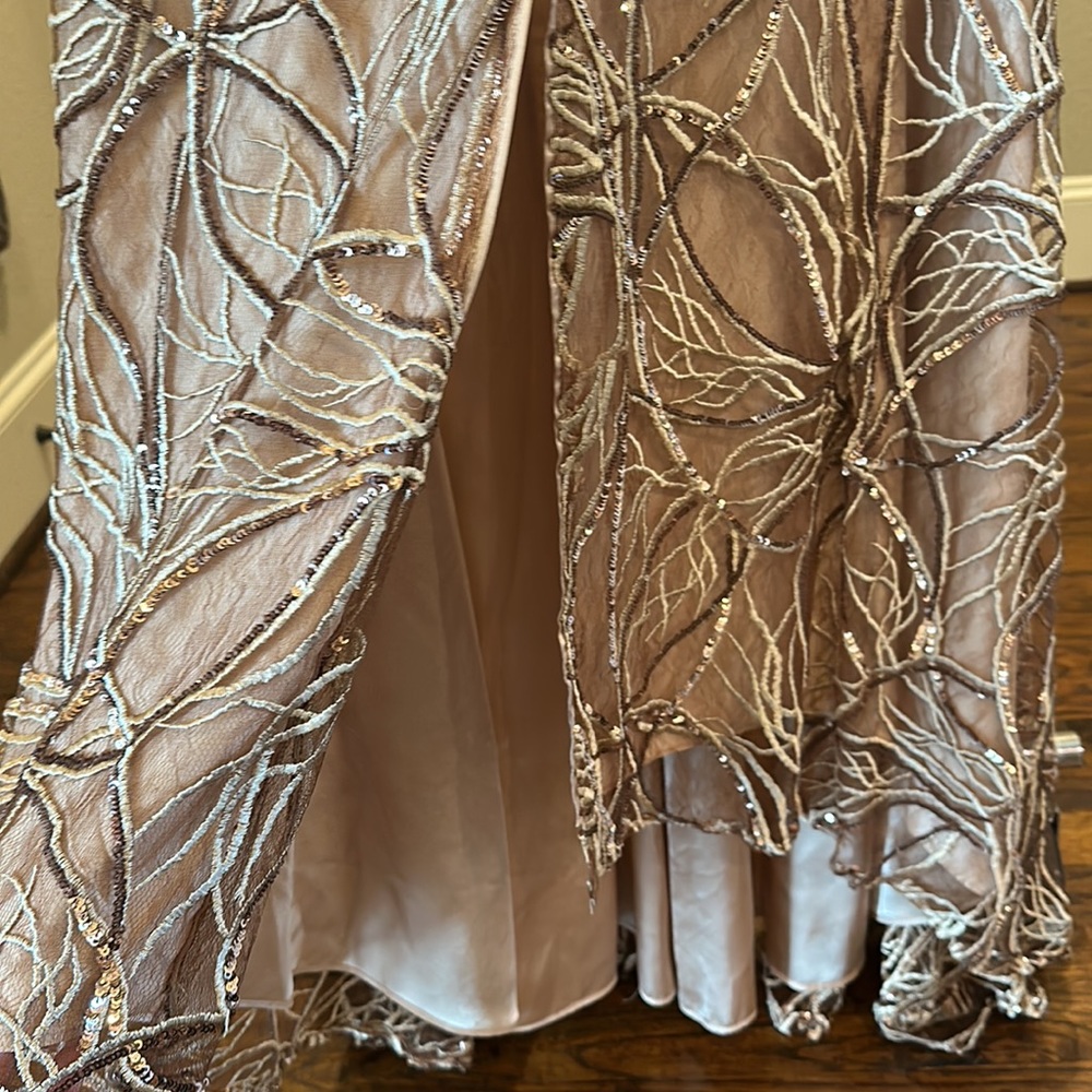 Gorgeous Gold Sequin & Lace Formal Gown. - Gem